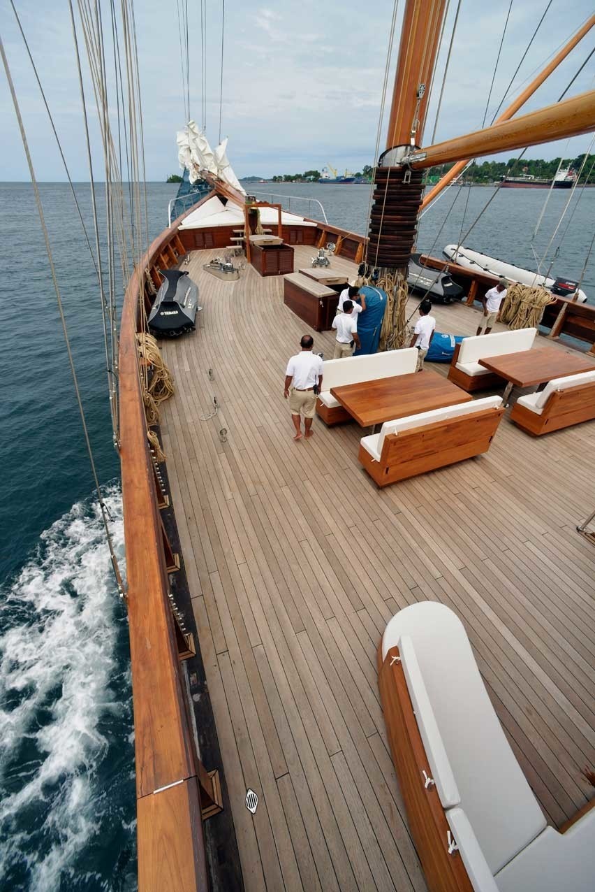 LAMIMA Yacht Charter Details, a 65m Phinisi Superyacht | CHARTERWORLD ...